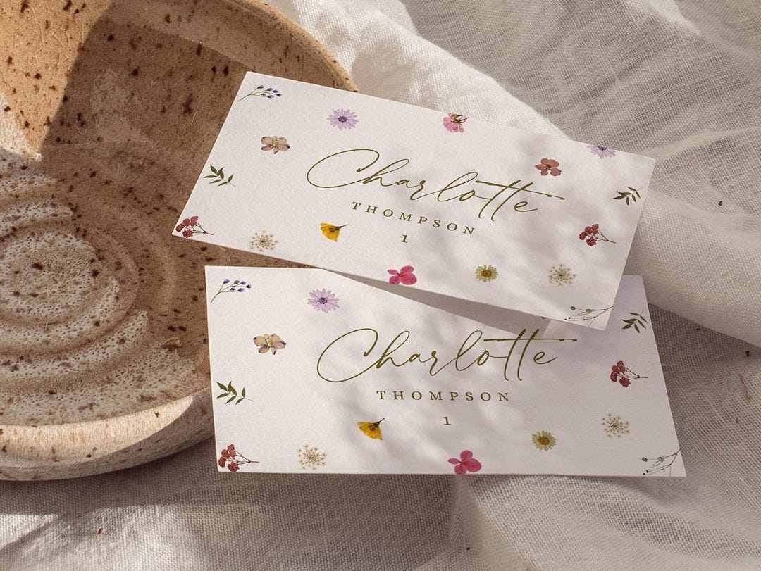 Spring Floral Place Cards Wedding Place Cards Pressed Flowers Name ...