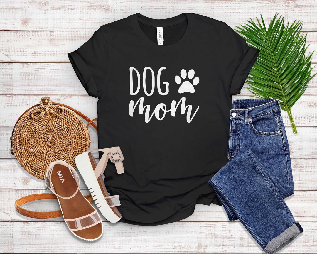 Dog Mom Shirt Graphic Tee Mom Shirt Gift Love Dog Gift for Dog Mom ...
