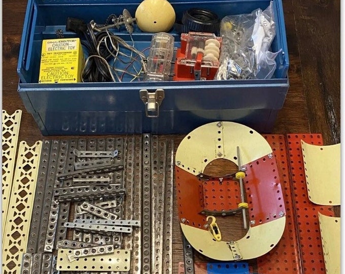 Gilbert Erector Set Blue Tool Box Motor Parts Guides Vtg UNTESTED 1960s ...