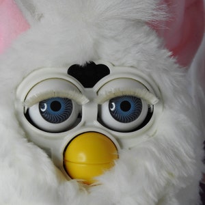 Furby-vintage 1st Edition Electronic Interactive "snowball" White Furby ...