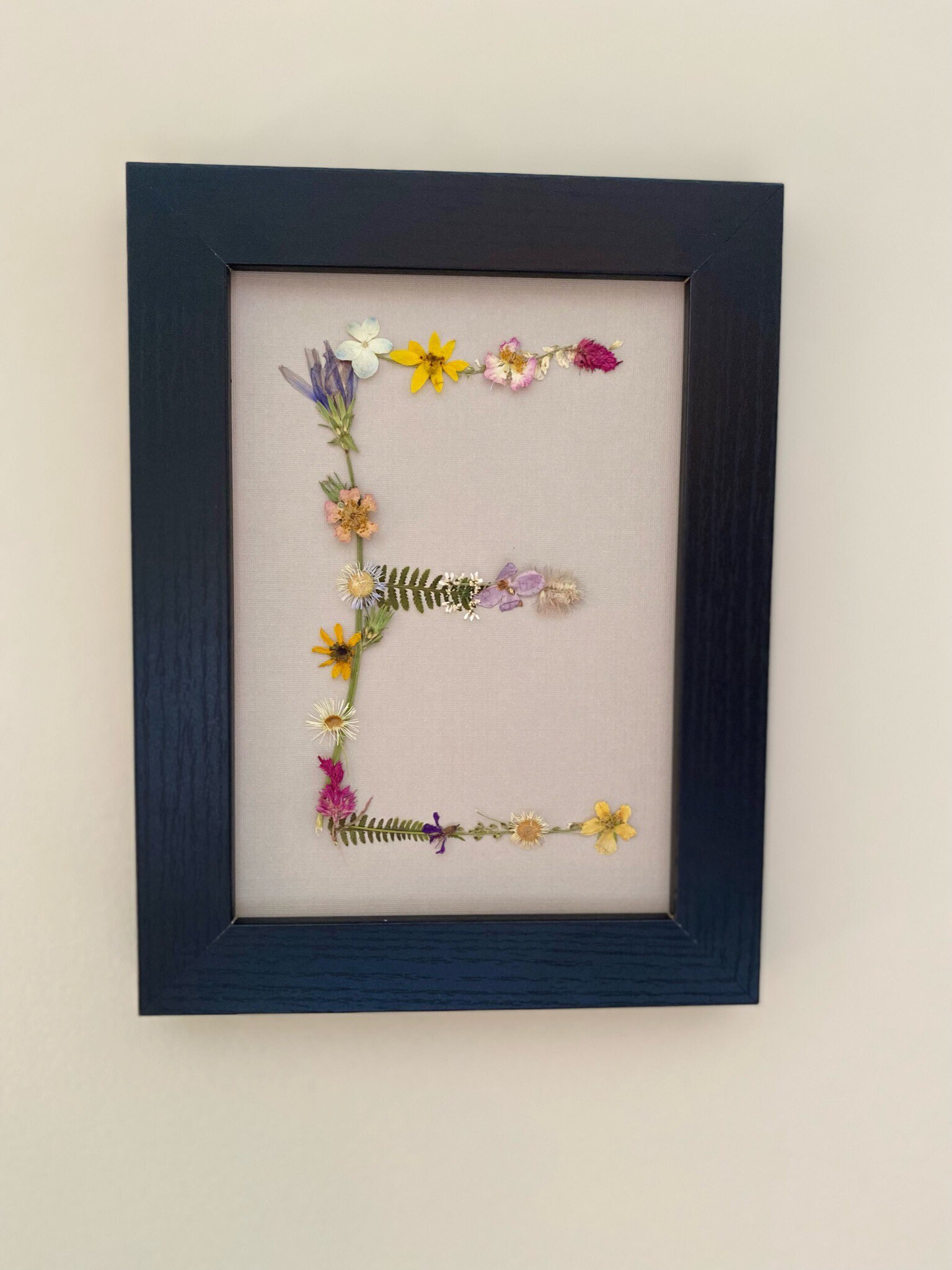 Custom: Initial/letter- Real Pressed Flower Art - Etsy