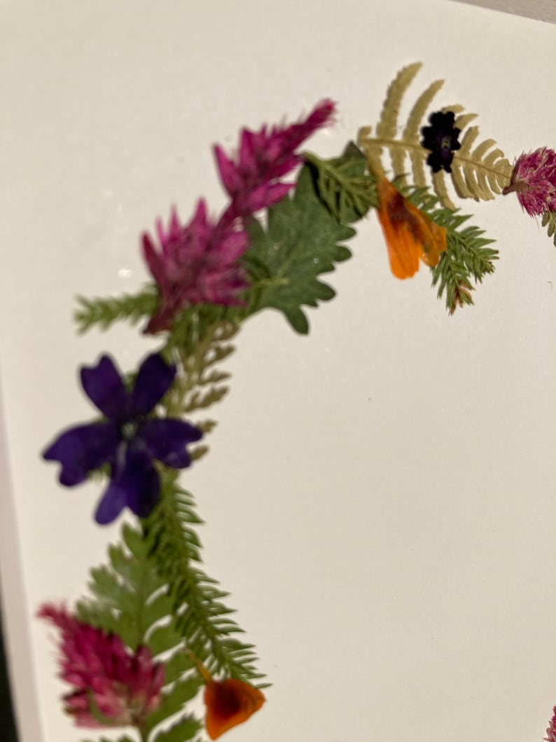 Custom: Initial/letter- Real Pressed Flower Art - Etsy