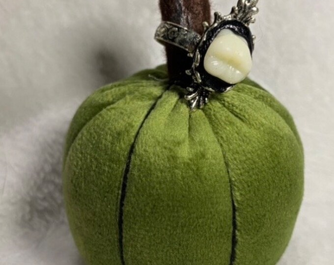 Brass Spiderweb Tooth Ring made to Order in Your Size - Etsy