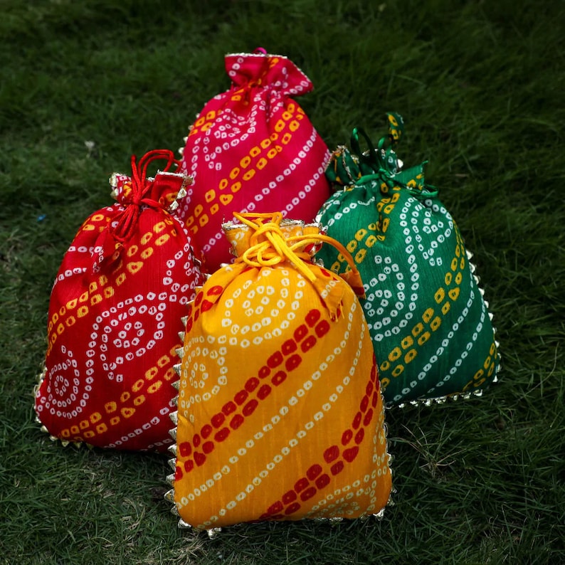 Bandhini Potlis Bags for Indian Wedding Favor, Indian Return Gift Bags ...
