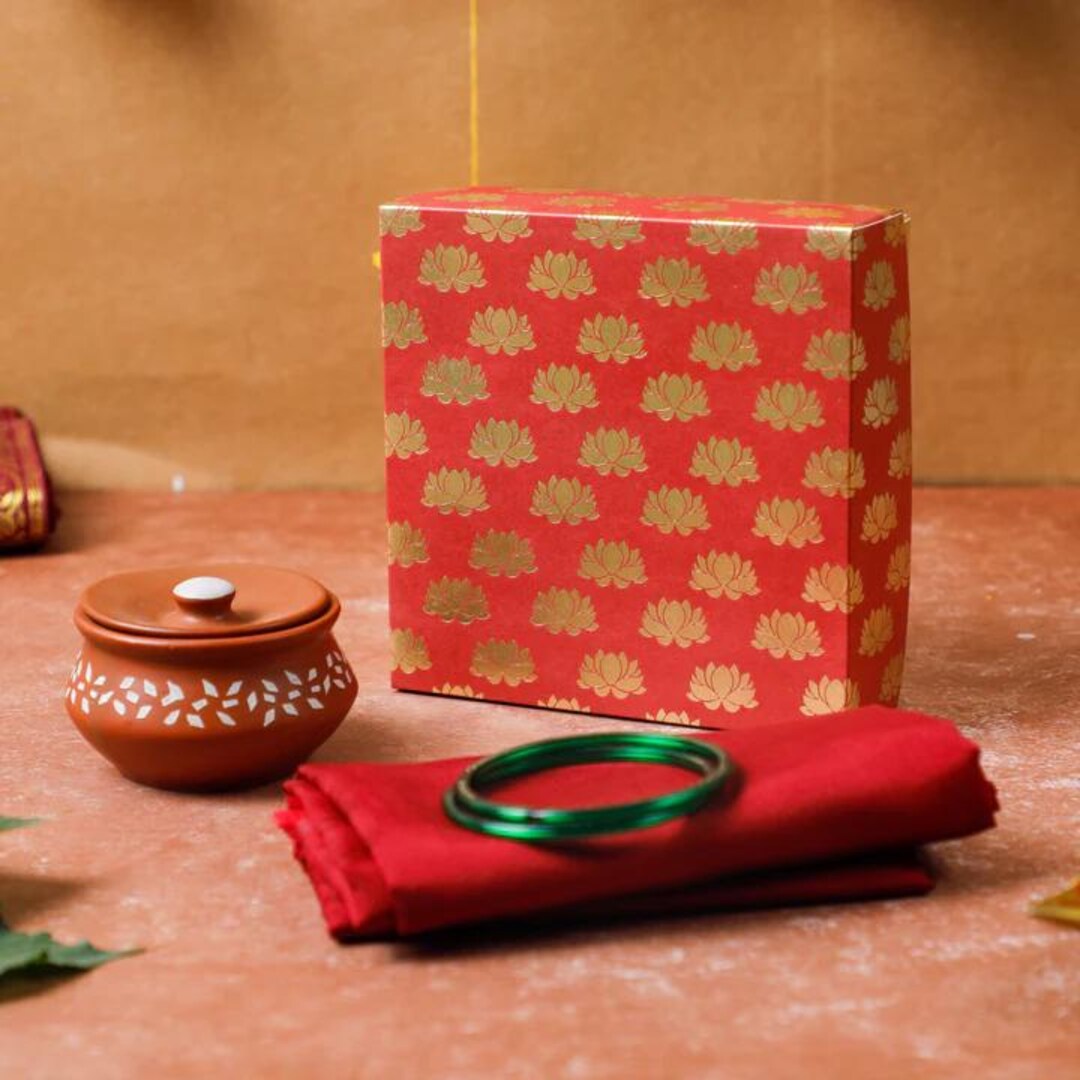 Varalakshmi Pooja Return Gifts, Varalakshmi Gifts, Thambulam, Puja ...
