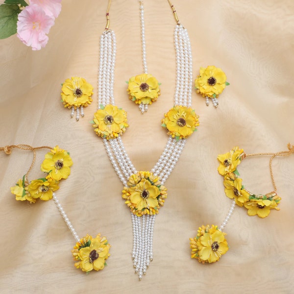 Buy Flower Jewelry for Haldi Online In India - Etsy India