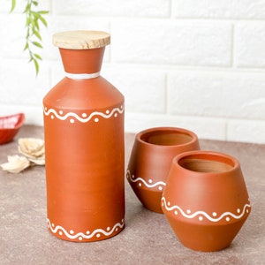Terracotta Water Bottle With 2 Glasses, 750 Ml Handpainted Muggu Design ...