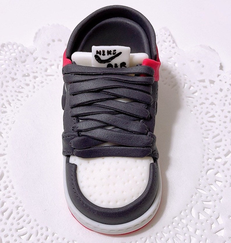 Fondant Shoes Cake Toppersneaker Cake Toppershoe Cake - Etsy