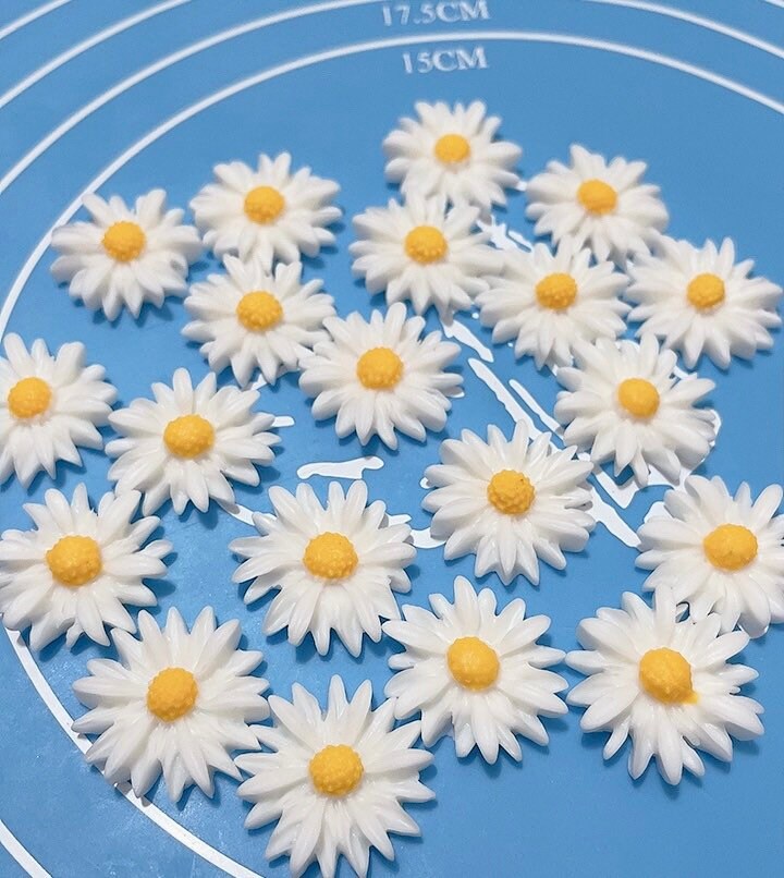 20pcs Fondant Daisy Cake Topperflowers Cake Topperdaisy - Etsy