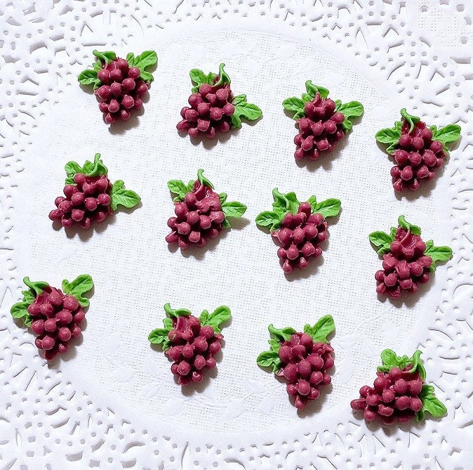 Fondant Grapes Cake/cupcake Toppers: Fruit Birthday Decoration - Etsy