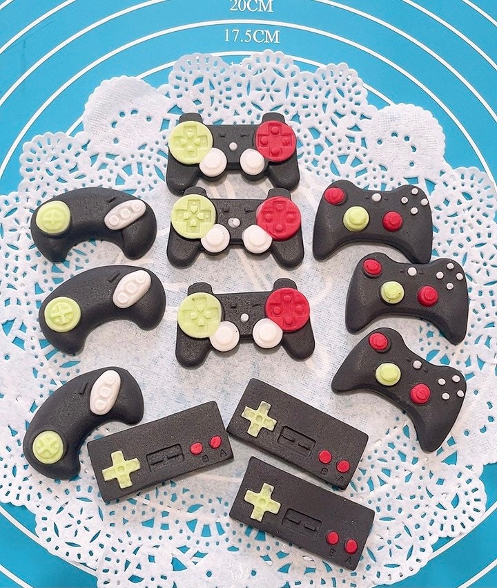Games controller cake topper/ cupcakes game controller topper | Etsy