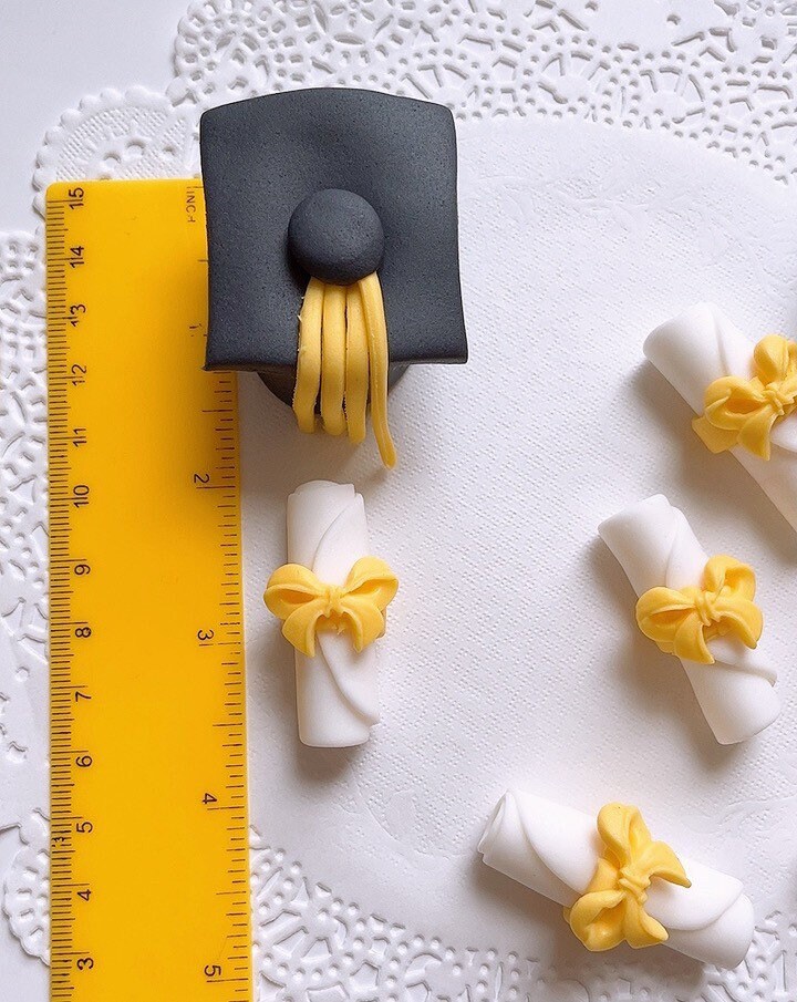 Fondant Graduation Cake Topper/ Graduate Cap Cake Topper / | Etsy