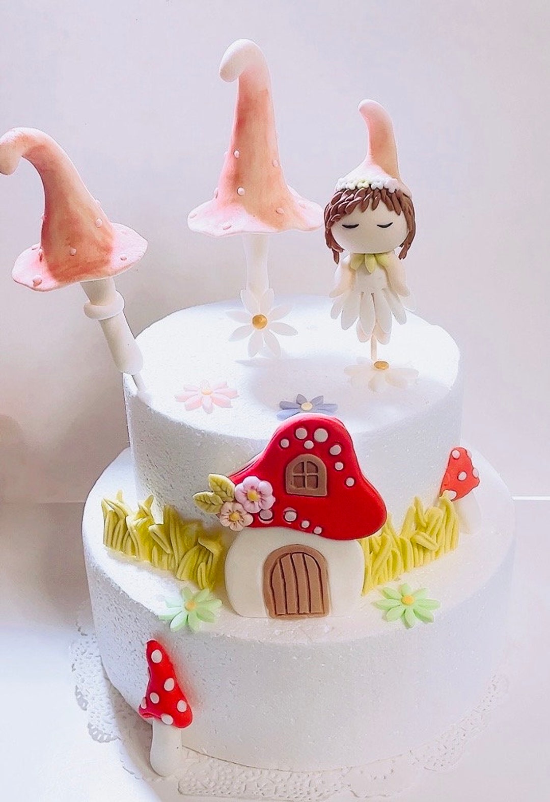 Fondant Fairy Garden Cake Topper/ Woodland Cake Topper / Mushroom Door ...