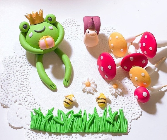 Fondant Frog Cake Topper/ Snail Cake Topper/ Woodland Cake - Etsy