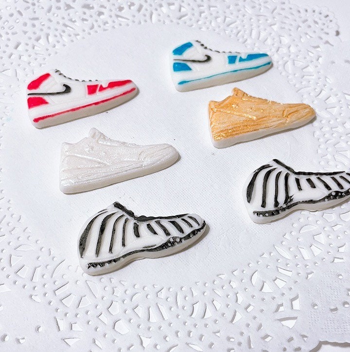 Fondant Shoes Cake Toppersneaker Cake Toppershoe Cupcake - Etsy