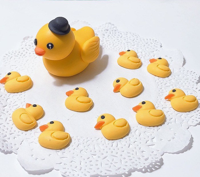 Fondant Duck Cake Cupcake Topper / Pond Cake Topper / Animal Cake ...