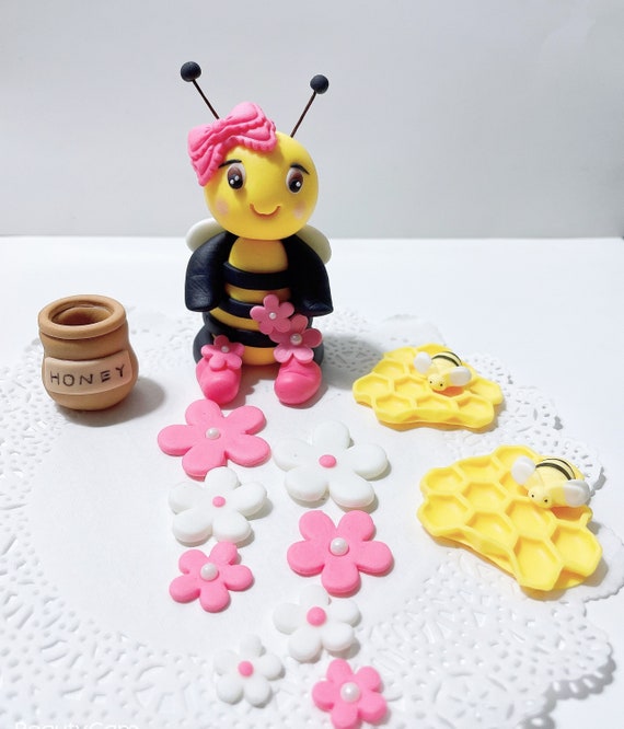 Fondant Bumblebee bee Daisy Flowershoney Jarhoneycomb Cake - Etsy