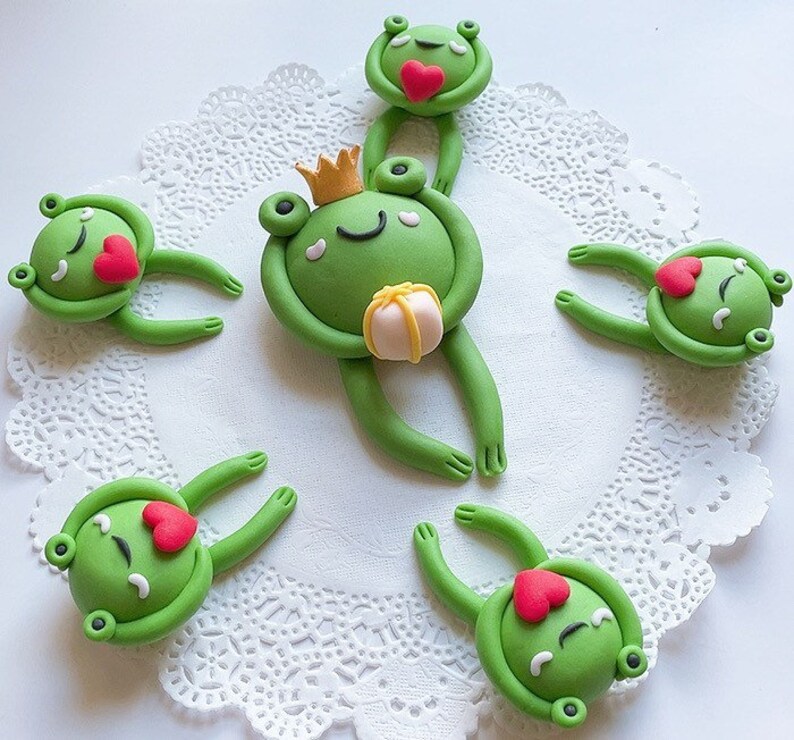 Fondant Frog Cake Topper/ Snail Cake Topper/ Woodland Cake | Etsy
