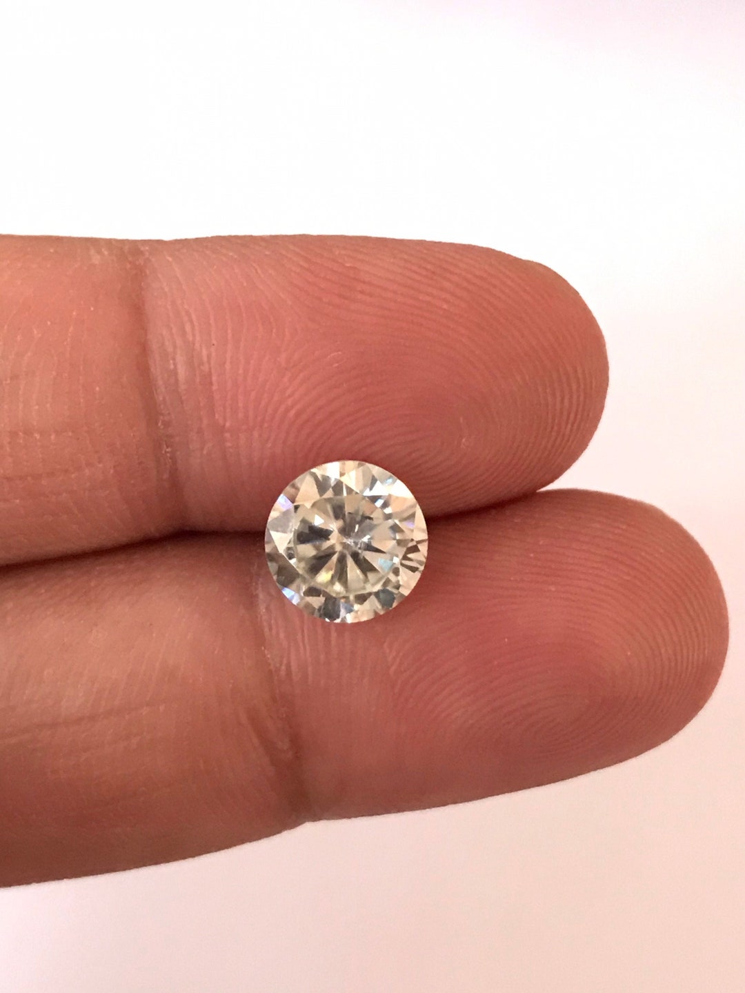 NATURAL MOISSANITE ROUND.8MM.1.70CTS. - Etsy