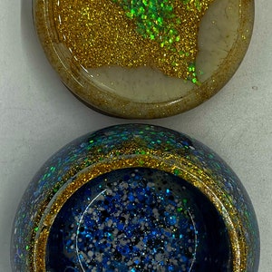 Jar With Screw Lid | Epoxy Resin With Glitter and Alcohol Ink. Beach ...