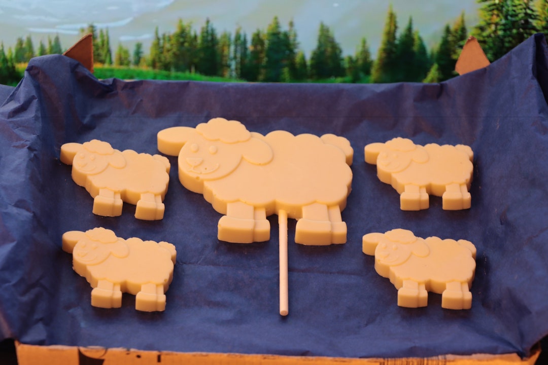 Belgian Chocolate Sheep Farmyard Set, Chocolate Present. Birthday Gift ...