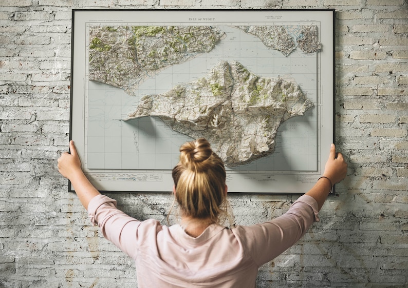 Isle of Wight Map, Vintage Isle of Wight Print Map With Relief Effect ...