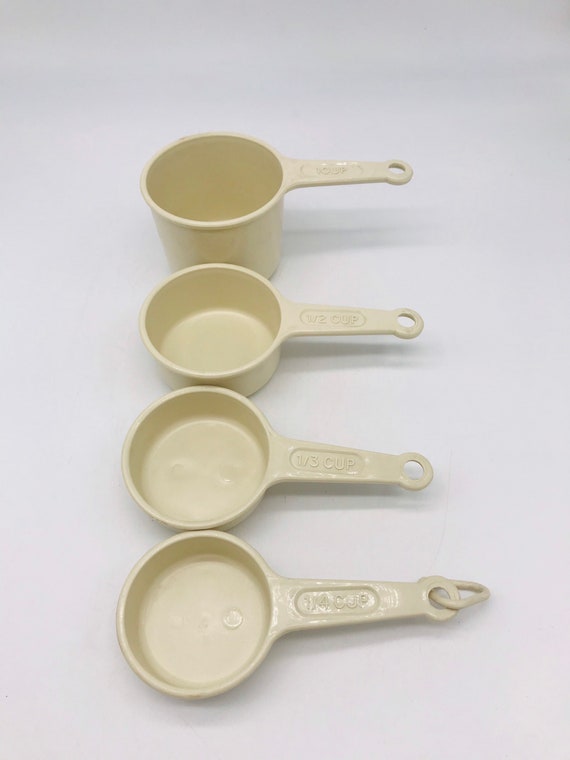 Off-White Vintage Tupperware Measuring Spoons Cookware Kitchen & Dining ...