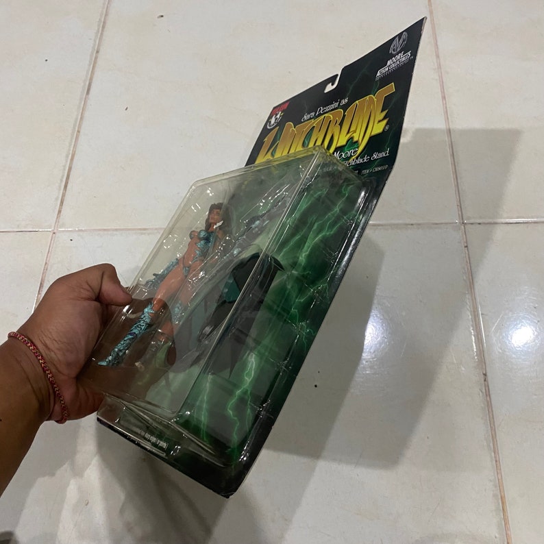 Vintage NOS 1998 Sara Pezzini Witchblade Clayburn Moore Armor - Etsy