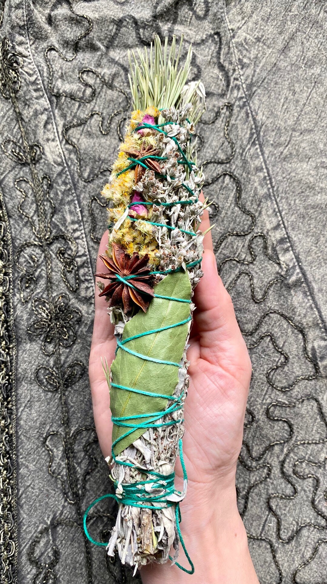 Bay Leaf Smudge / Bay Leaf / Smoke Wands / Custom Smudge | Etsy