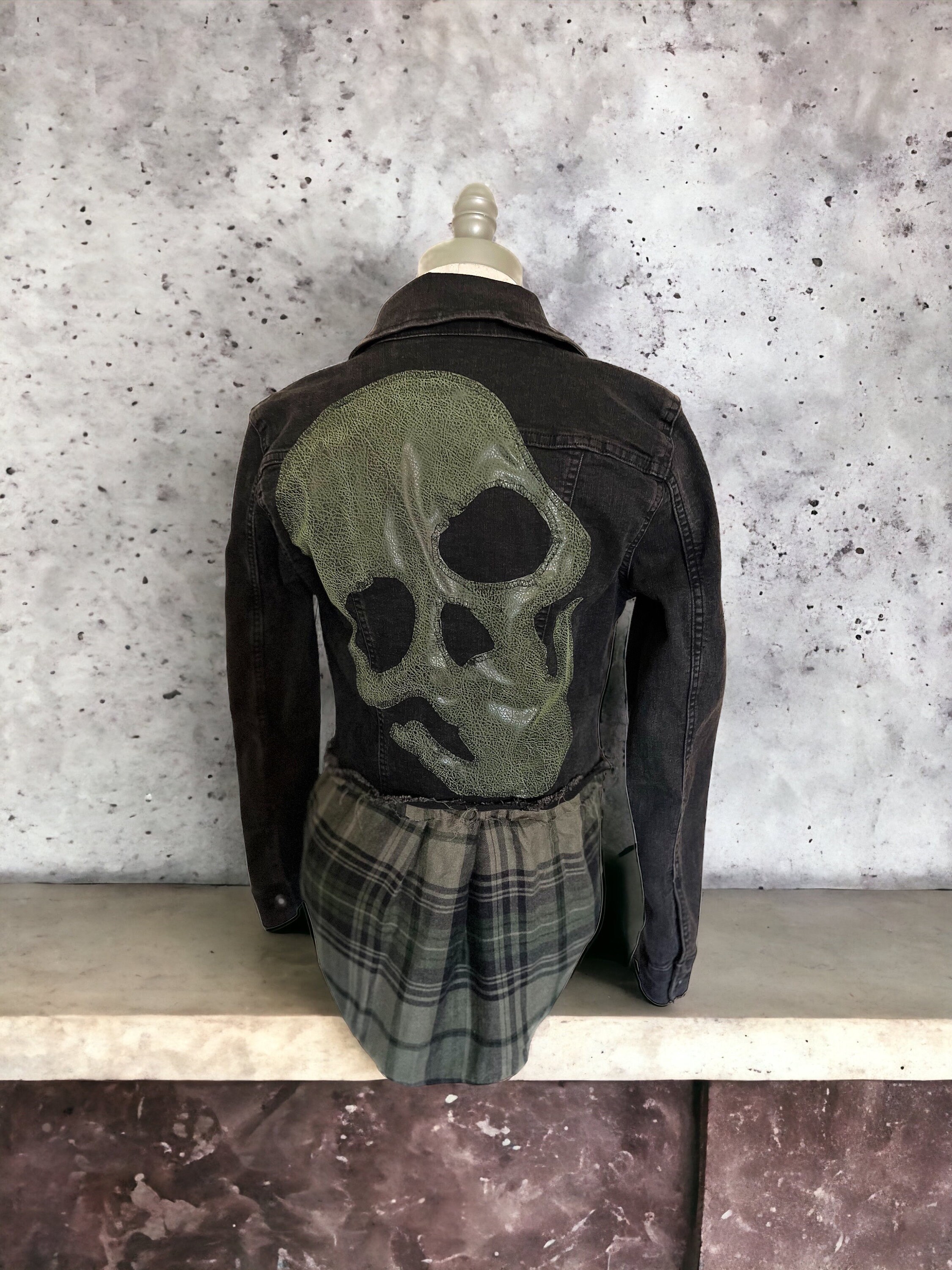 Green Skull Flannel Jacket Upcycled Punk Rocker Halloween Spooky Top XS ...