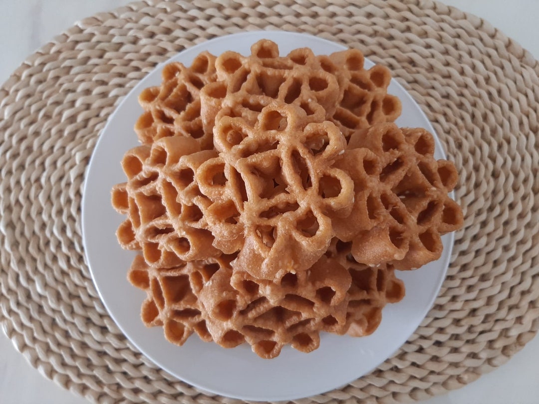 Chinese New Year Special: Achu Murukku Flower-shaped Cracker White ...