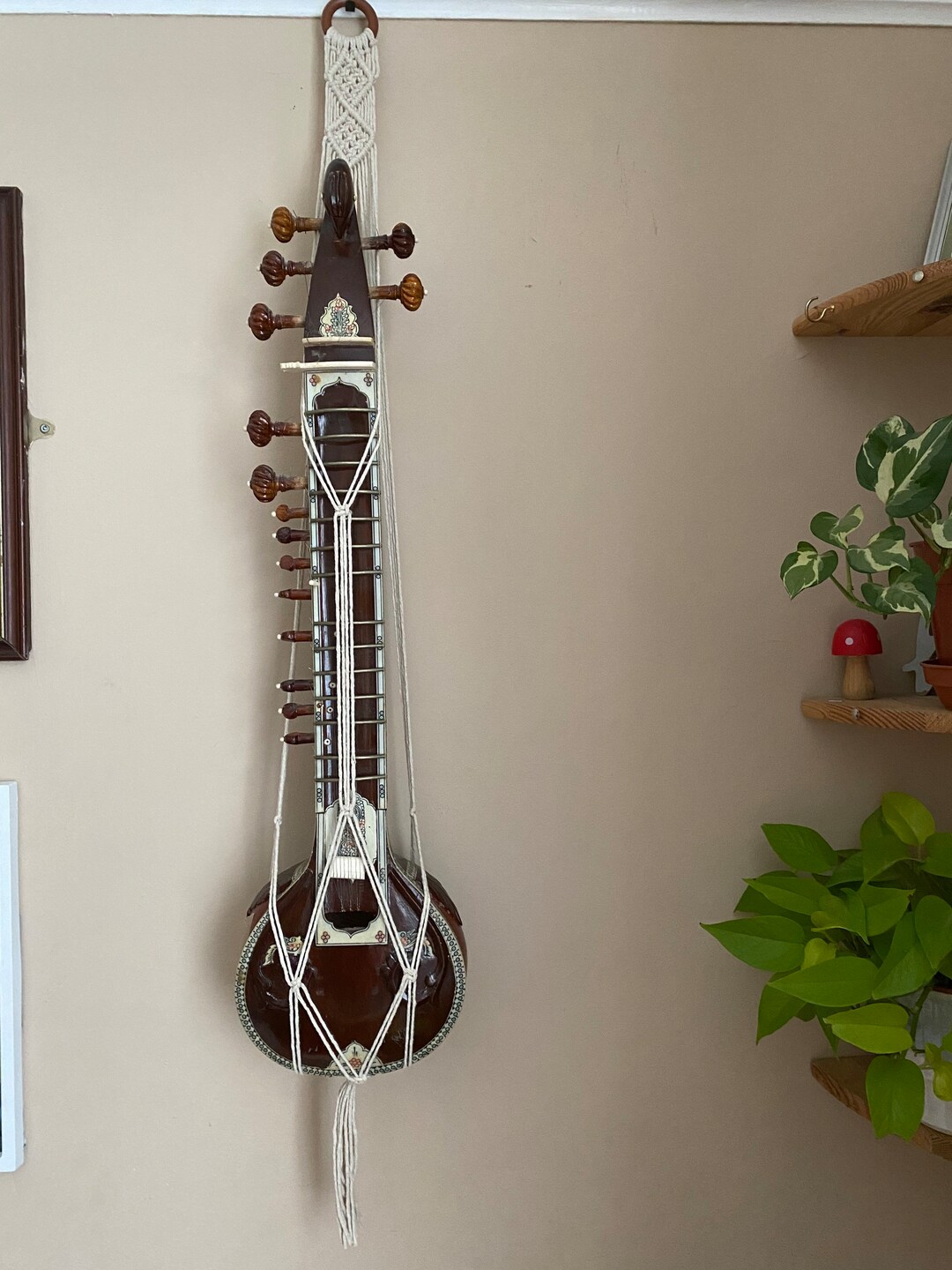 Natural Macrame Mini Sitar Hanger, Music Home Decor, Sitar Strap, Gifts ...