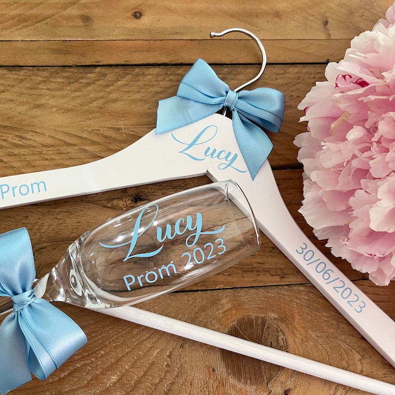 Prom Gift - 60+ Gift Ideas for 2026