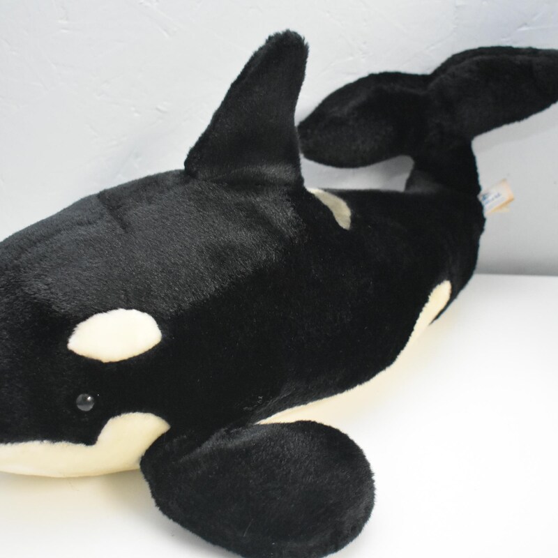 Shamu - Etsy