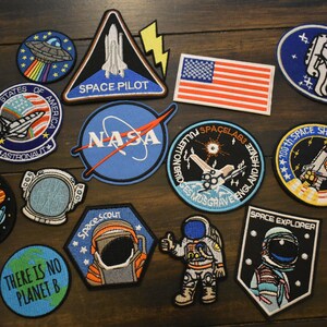 NASA USA Logo Space Ship Spaceman Patch Iron on / Sew on Patch Badge ...