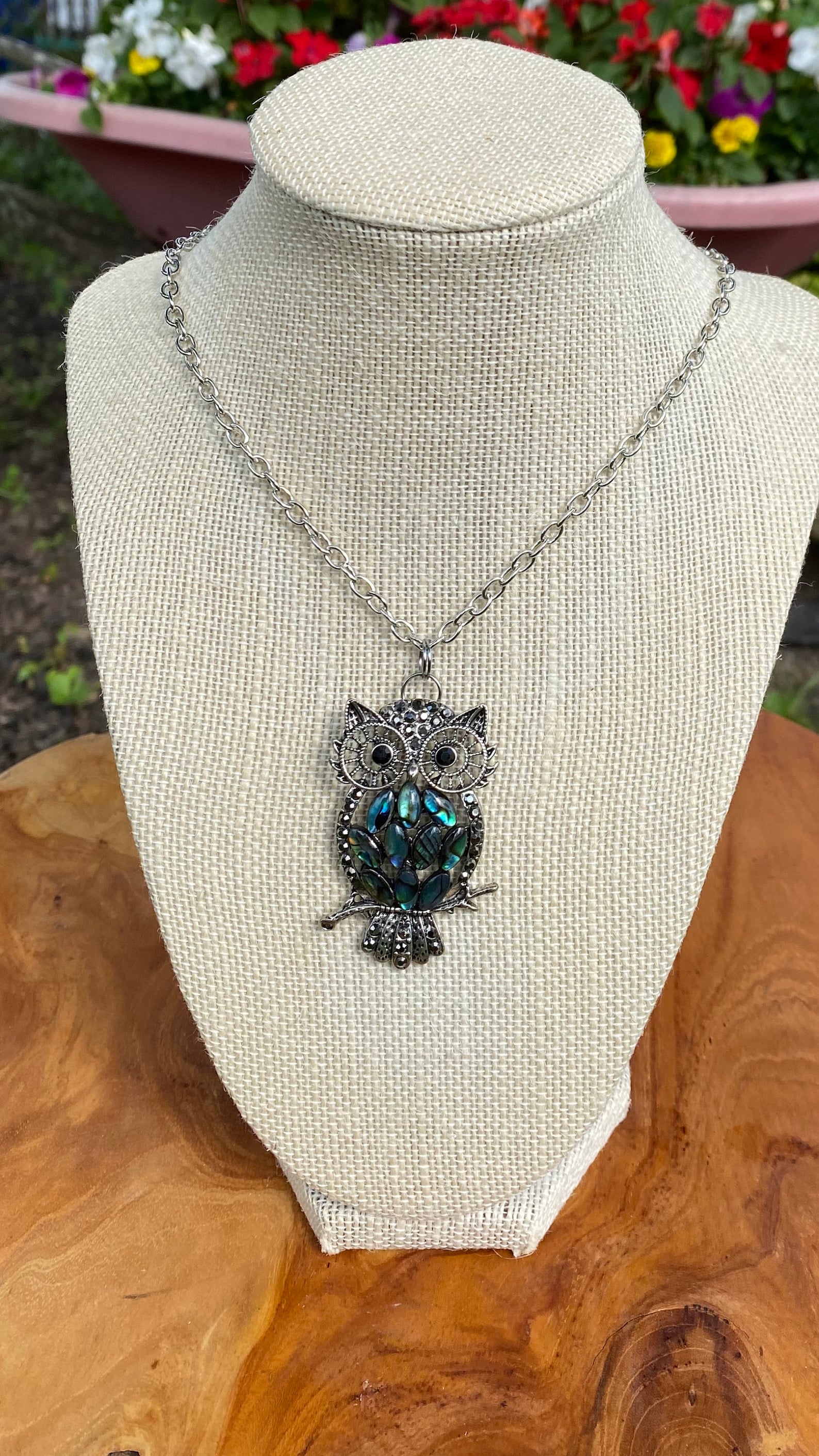 Metal Chain Necklace with Owl Shell Pendant | Etsy