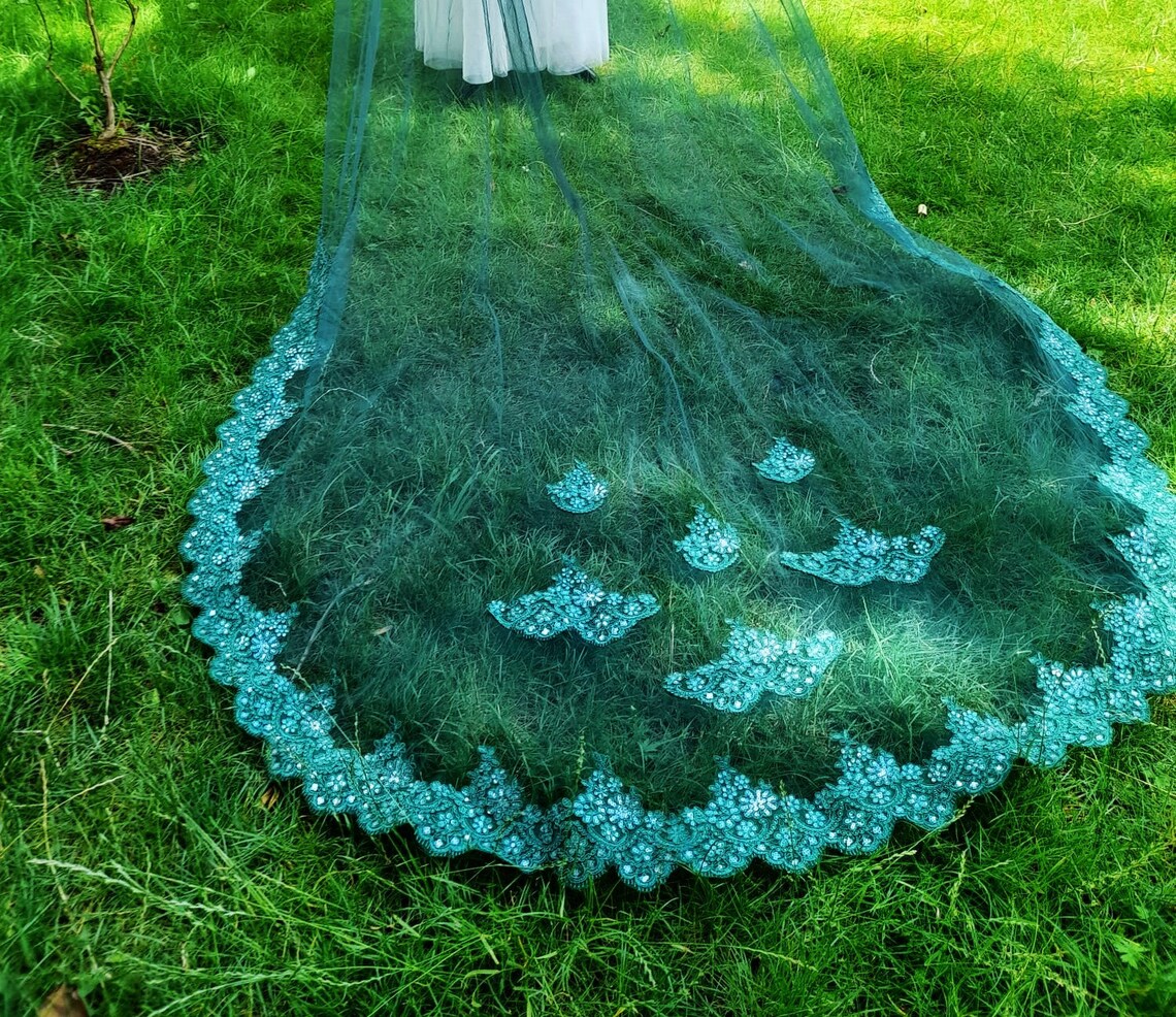 Unique Emerald Green Lace Edge Cloak for a Regal and Romantic Wedding ...