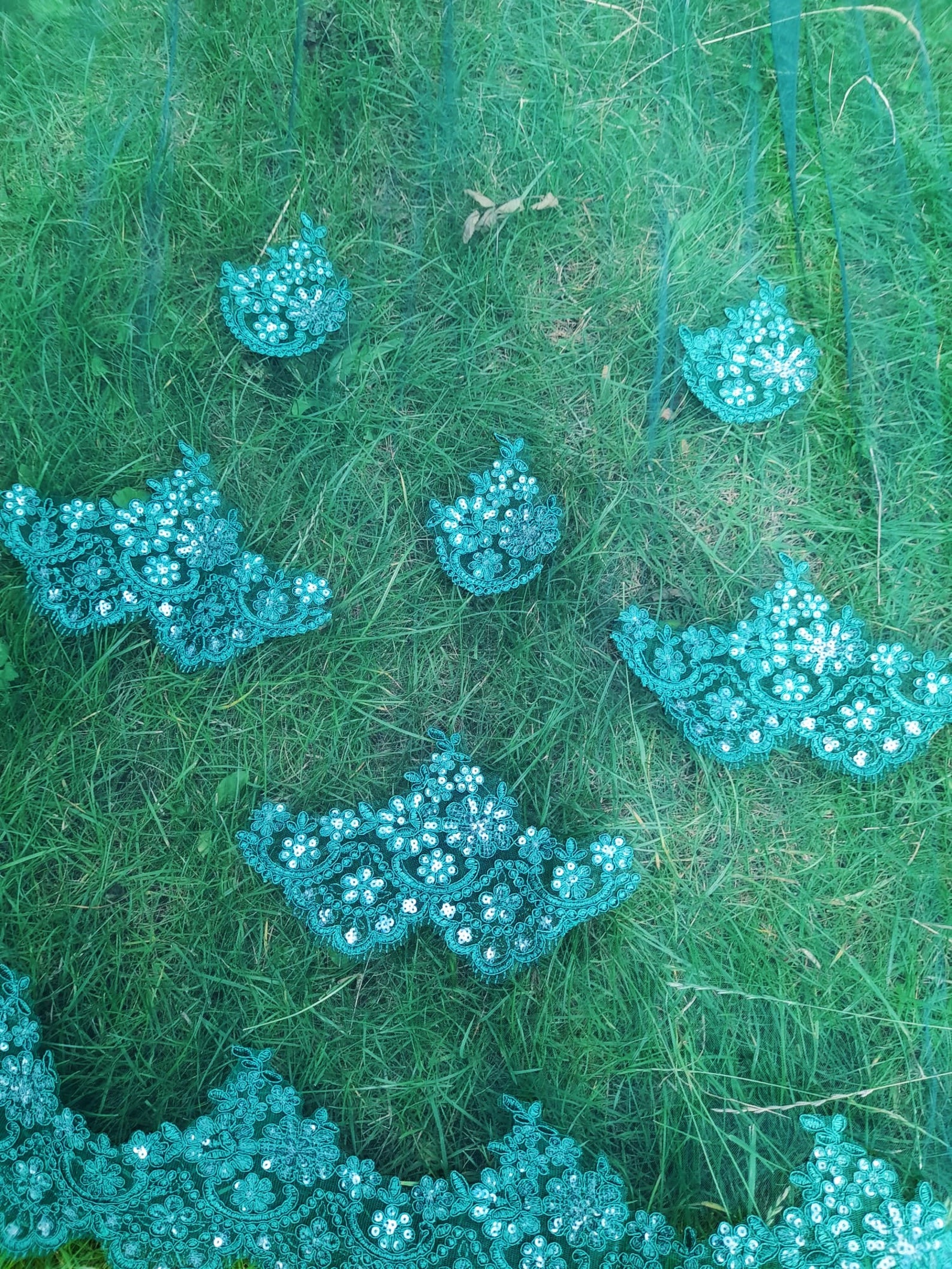 Unique Emerald Green Lace Edge Cloak for a Regal and Romantic Wedding ...