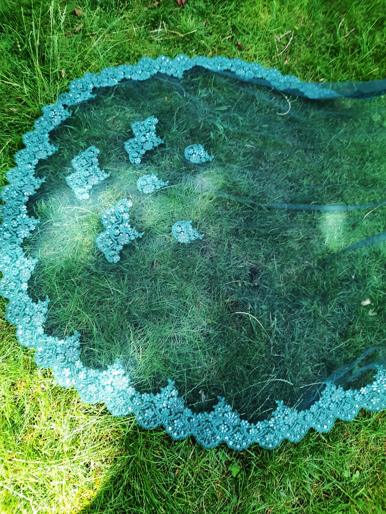 Unique Emerald Green Lace Edge Cloak for a Regal and Romantic Wedding ...