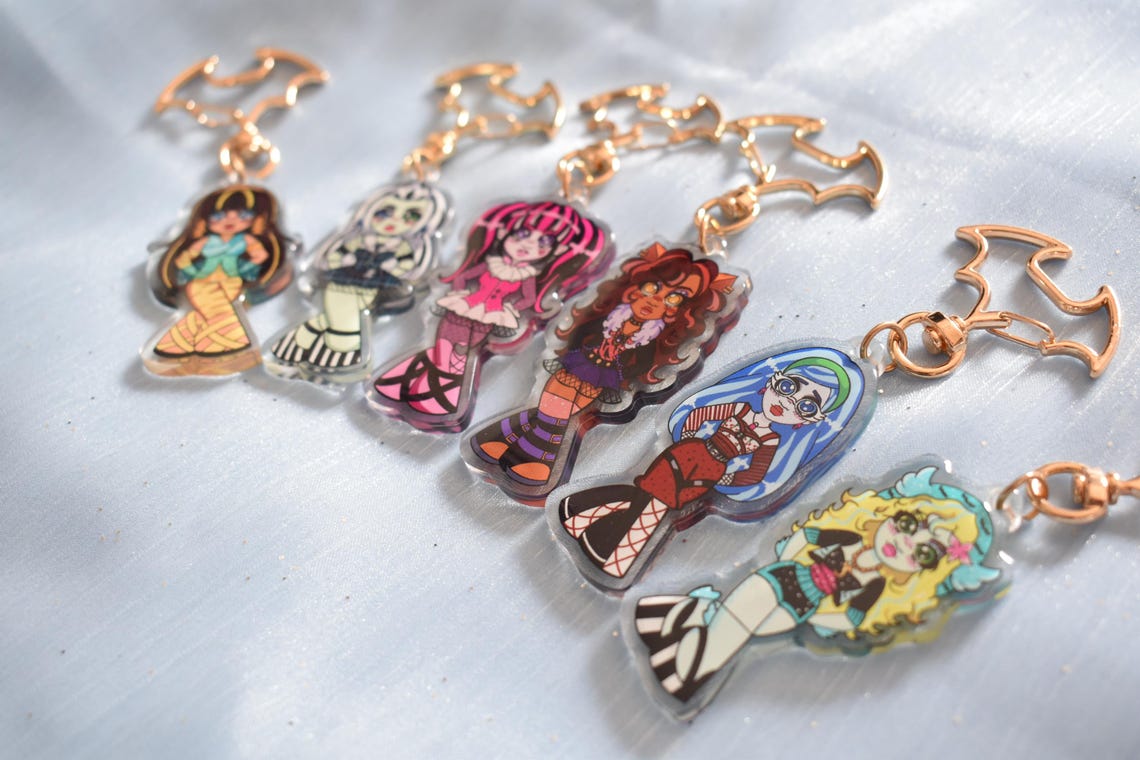 Monster High Keychains Draculaura, Clawdeen, Frankie, Lagoona, Ghoulia ...