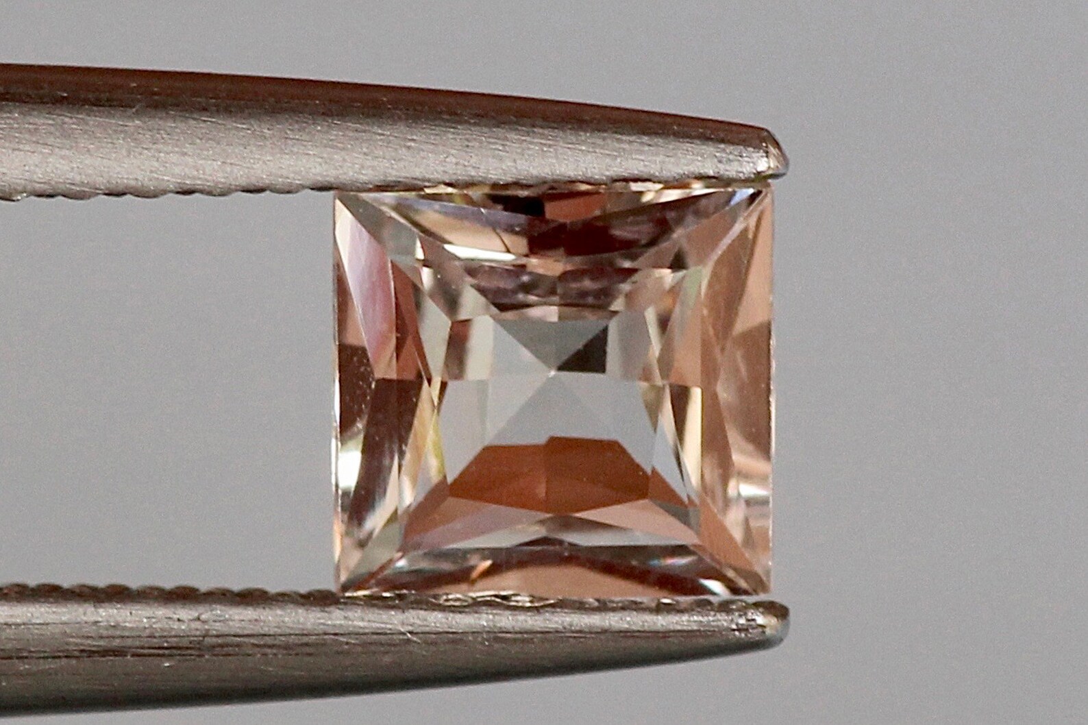 0.77carat Natural Peach Sapphire Gemstone Princess Cut - Etsy