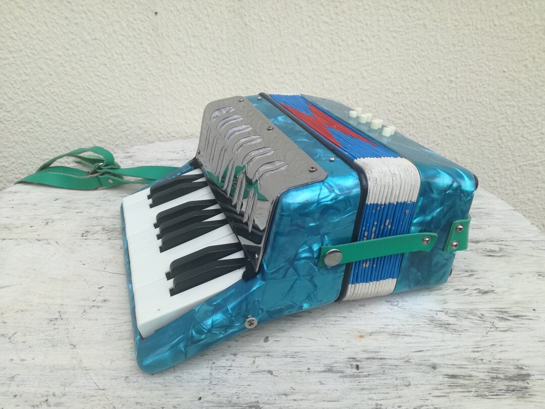 Vintage Accordion Toy / 60s-70s Toy Instrument Harmonica - Etsy