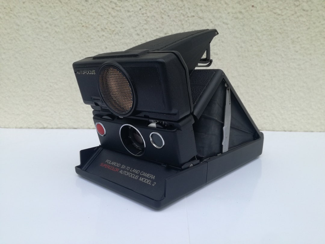 Polaroid SX70 Land Camera Supercolor Autofocus Model 2 / 1970s Polaroid ...