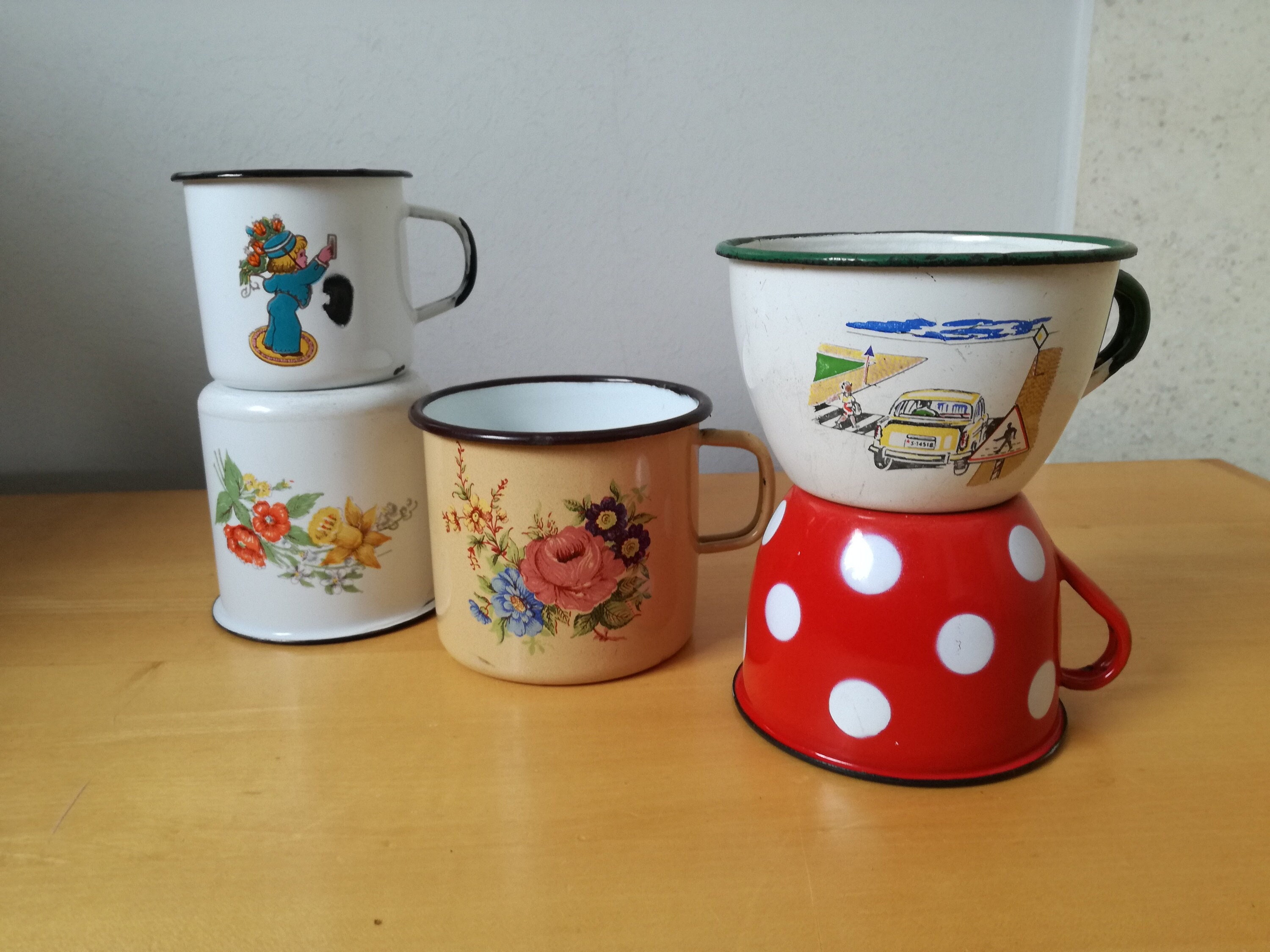 Vintage Enamel Cup / Vintage Enamelware Made in Yugoslavia / Rustic ...