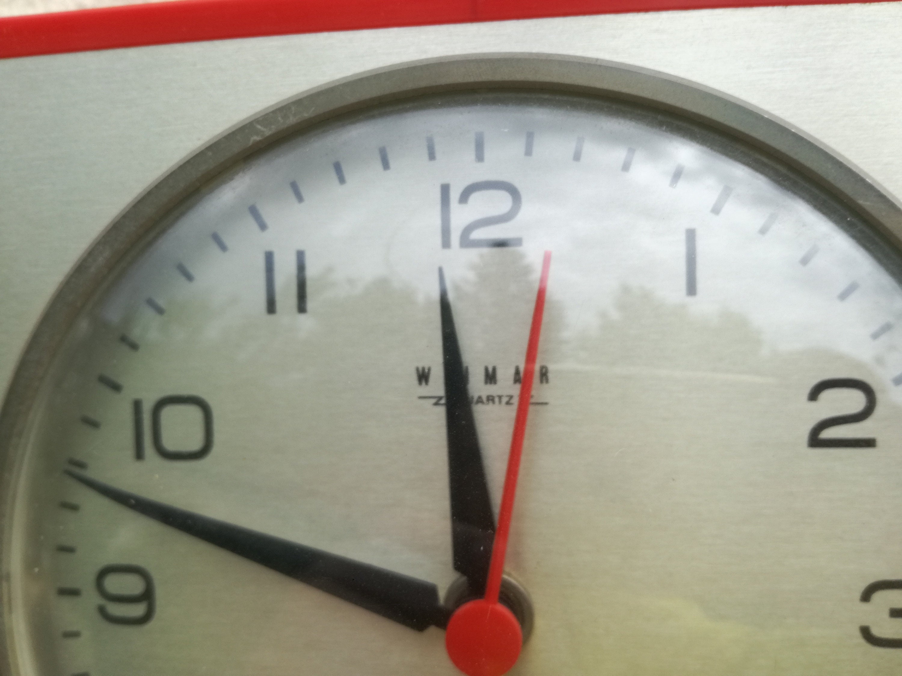 1960s Wall Clock Weimar Made in DDR / 60s Red Plastic Clock / - Etsy