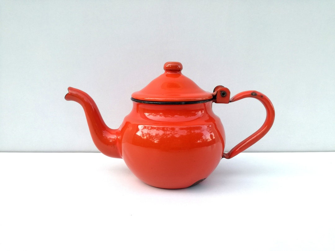 Enamel Tea Kettle / Vintage Enameled Tea Pot 1960s, EMO Celje, Made in ...