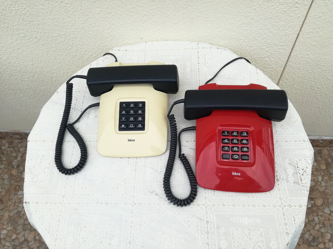 Iskra ETA 85 Telephone / Moma Vintage Iskra Telephone "fittipaldi ...