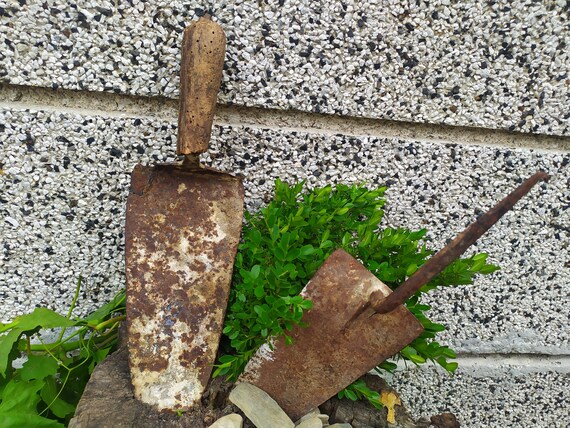 Vintage Construction Tools Rusty Spatulas Antique Tools - Etsy UK