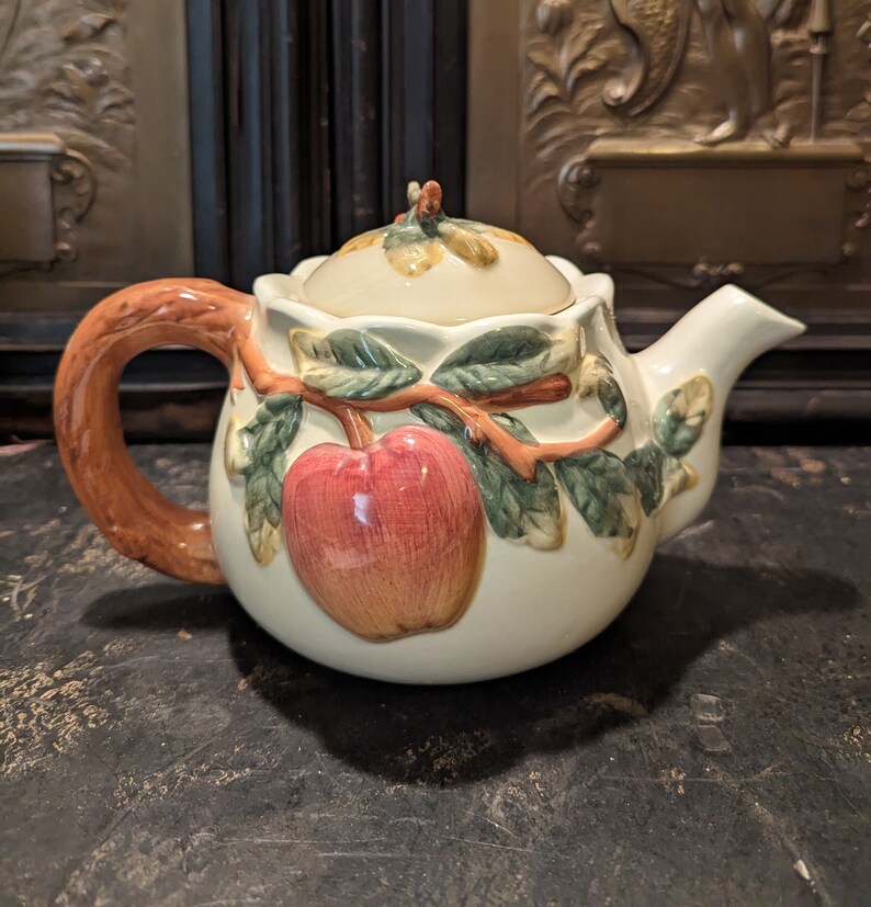 Vintage, CBK , Ceramic, Raised Apple, Covered Teapot, Twig Handle,and ...