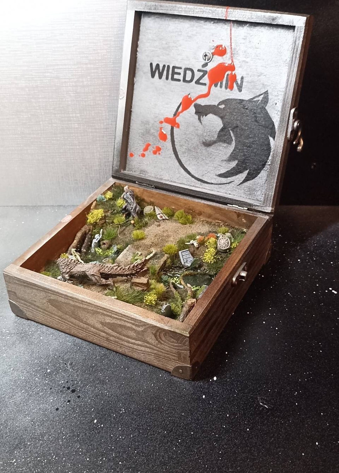 THE WITCHER, Diorama in a Wooden Box, Imitation of Water Made of Epoxy ...